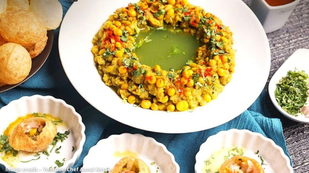 રગડા પુરી બનાવવાની રીત | ragda pani puri recipe in gujarati | pani puri ...